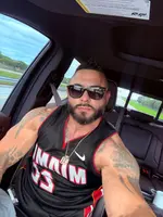 JANYER DIAZ is a breeder in Miami, FL